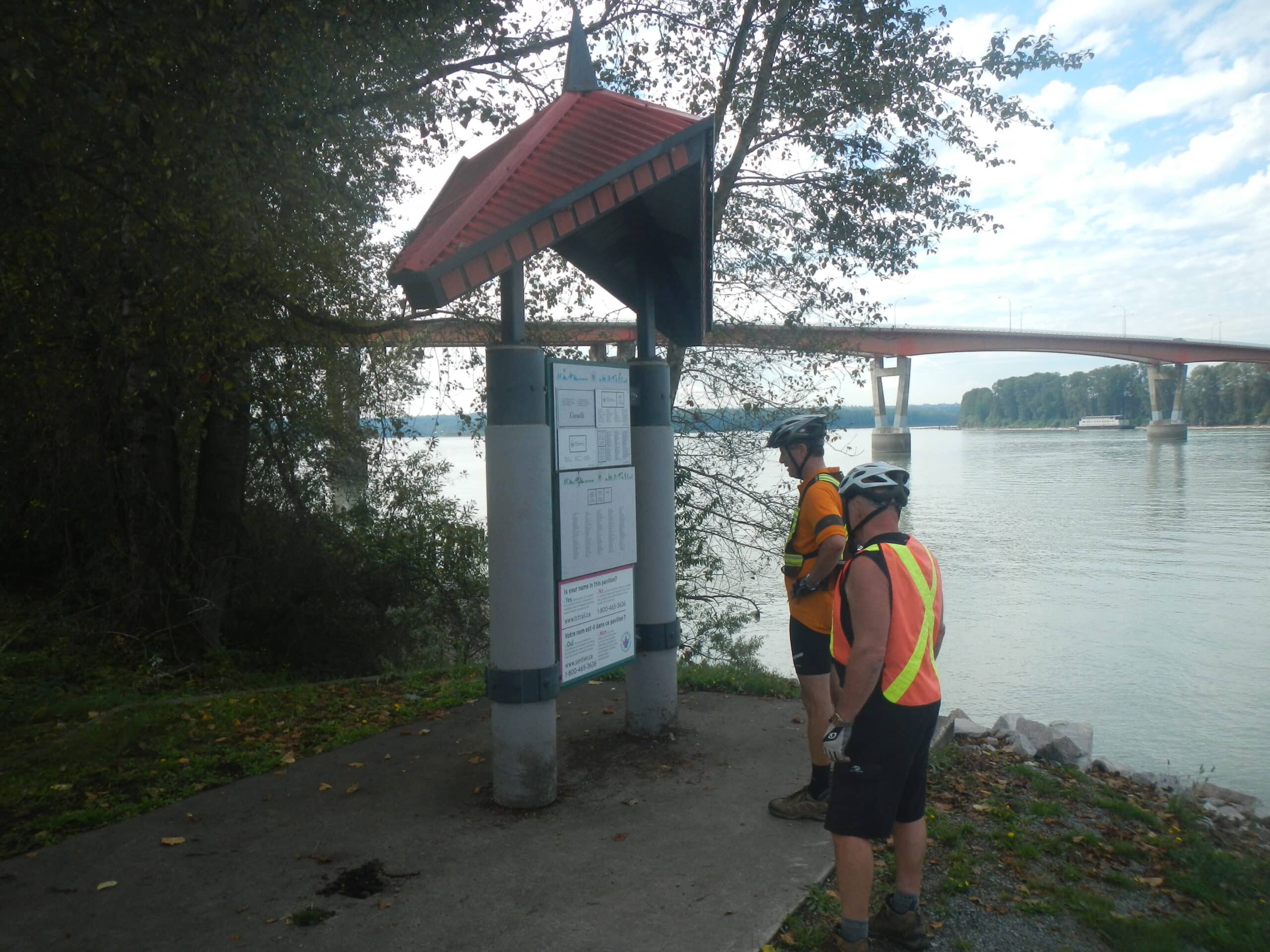 Matsqui Trail WALKING/HIKING TRAIL LOOP w20 - Trails BC